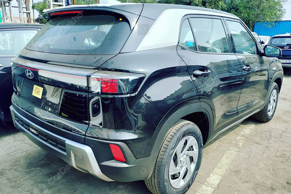 2024 Hyundai Creta EX Variant Explained In 5 Images | CarDekho.com