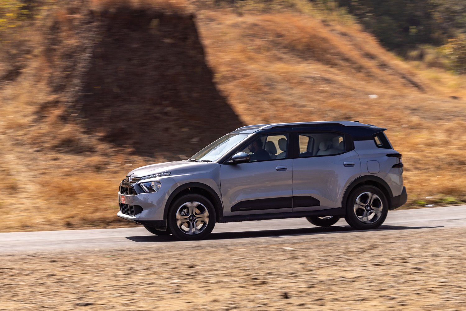 Citroen Aircross Price - Features, Images, Colours & Reviews