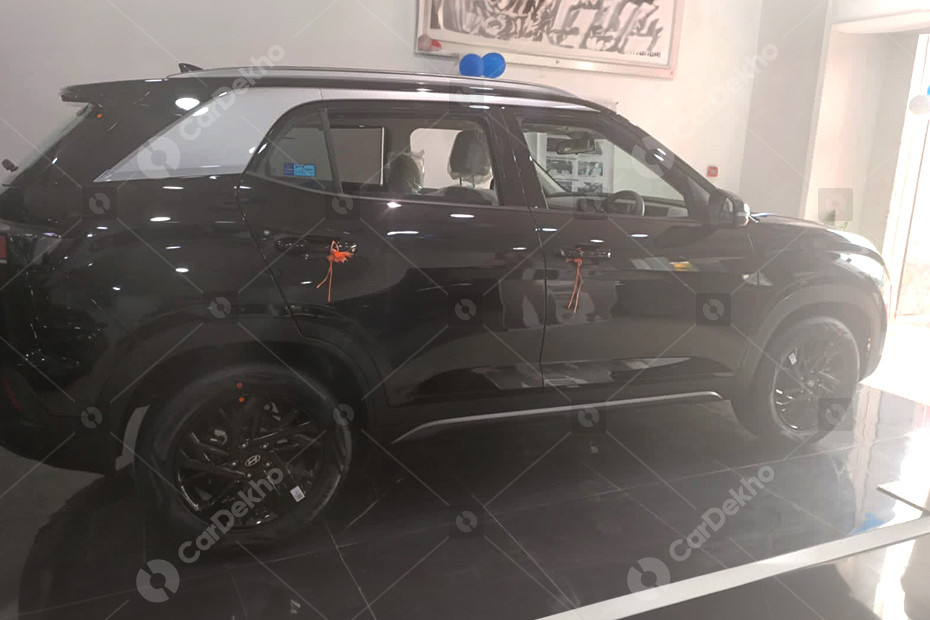 Hyundai Creta Mid-spec S(O) Variants Detailed In 8 Images | CarDekho.com