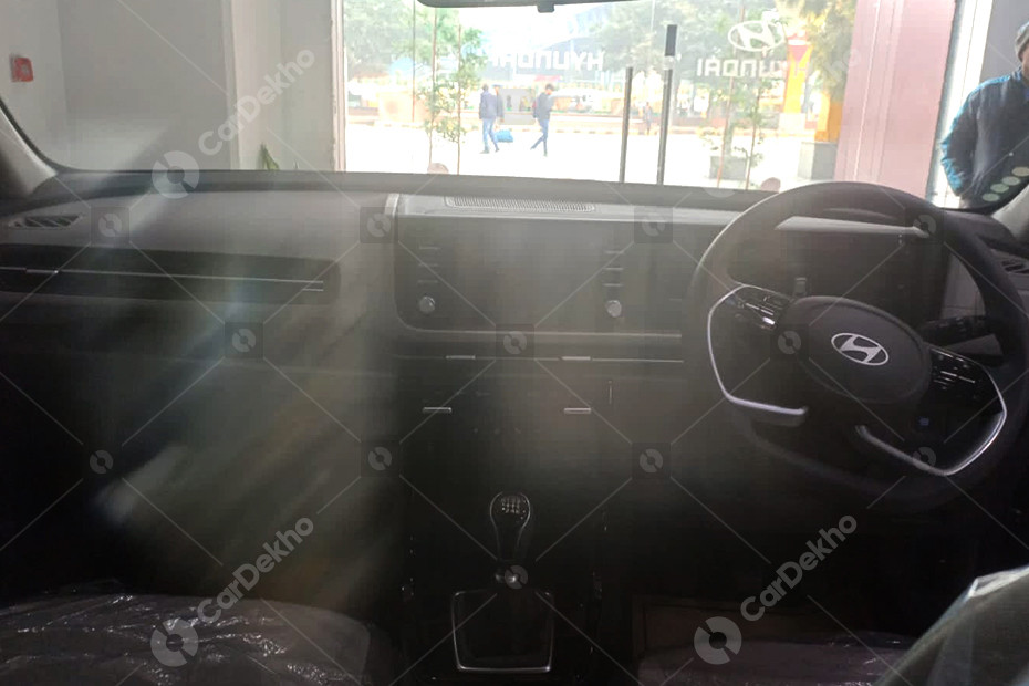 Hyundai Creta Mid-spec S(O) Variants Detailed In 8 Images | CarDekho.com