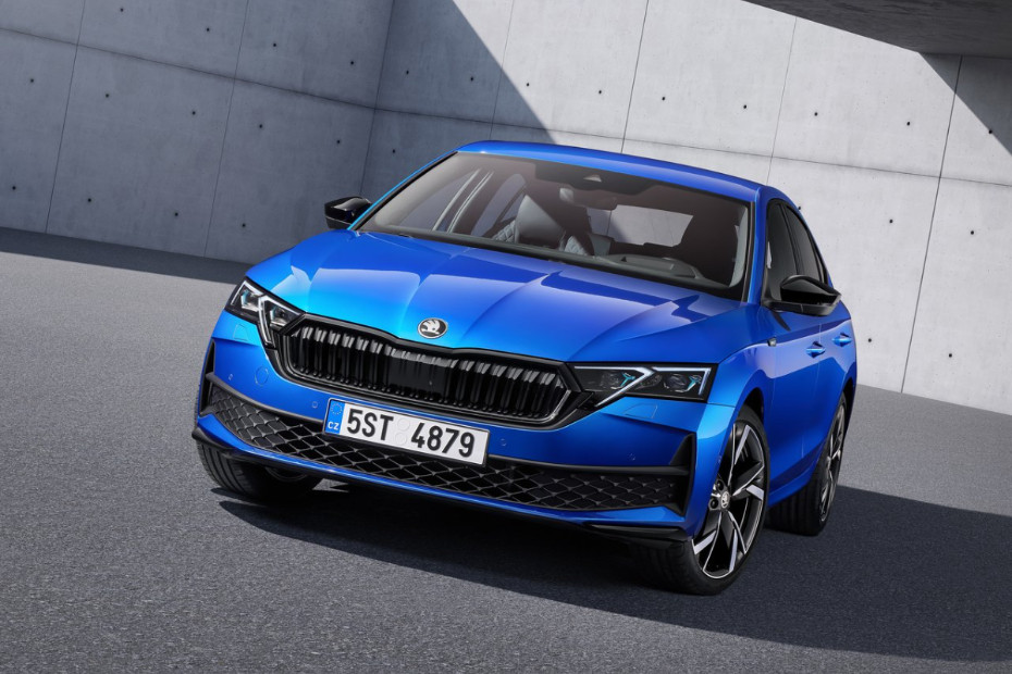 Skoda Octavia Facelift Revealed Globally, Gets More Powerful RS Version ...