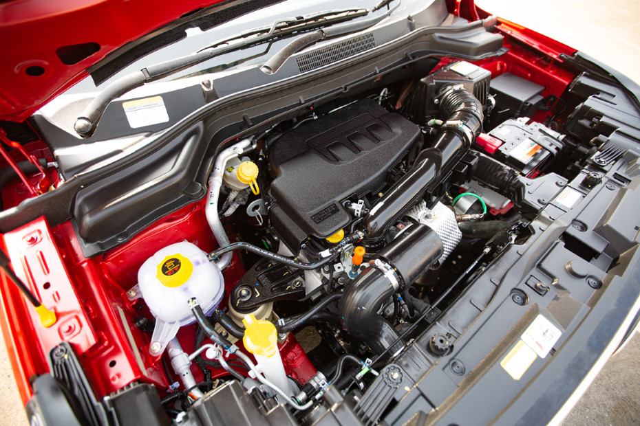 Mahindra XUV300 Bookings Halted, Will Resume With The Facelifted ...