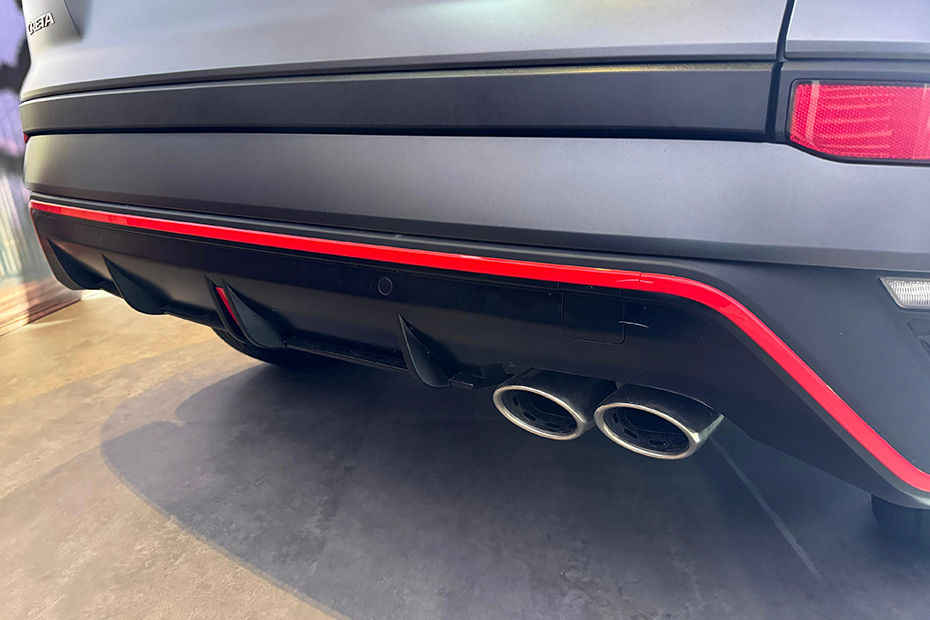 Hyundai Creta N Line Titan Grey Matte Explained In 8 Images | CarDekho.com