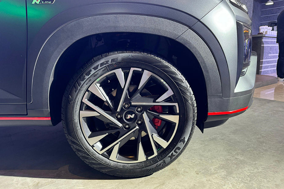 Hyundai Creta N Line Titan Grey Matte Explained In 8 Images | CarDekho.com