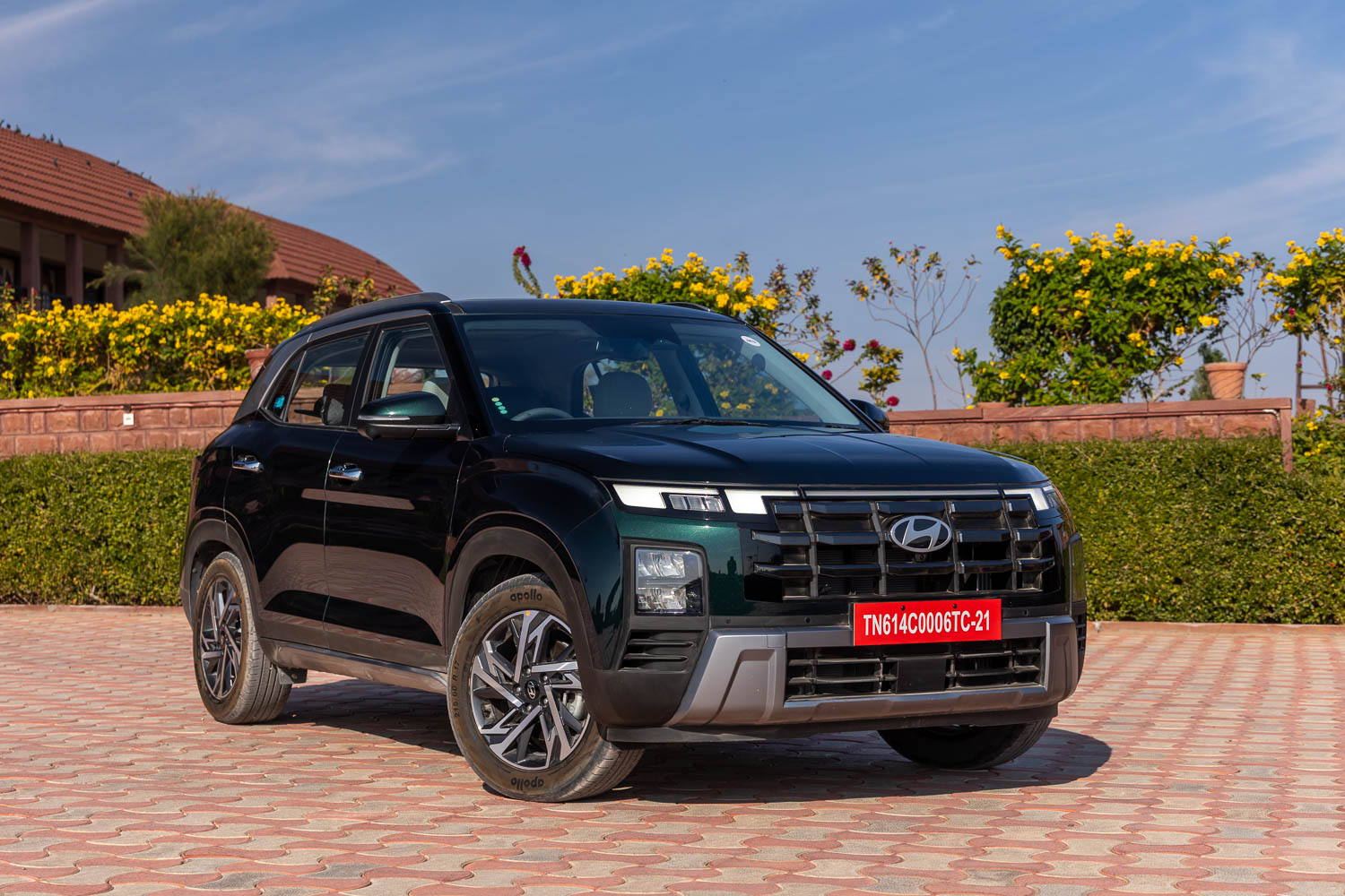 Hyundai Creta N Line vs Hyundai Creta: Design, Interior, Features, And ...