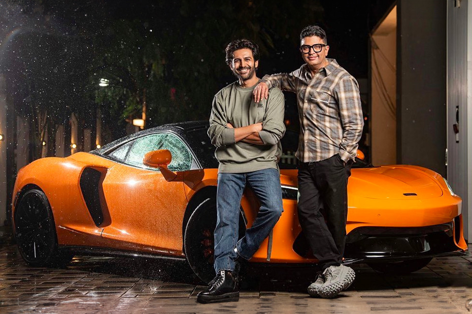 Bollywood Actor Kartik Aaryan Takes Home A New Land Rover Range Rover ...