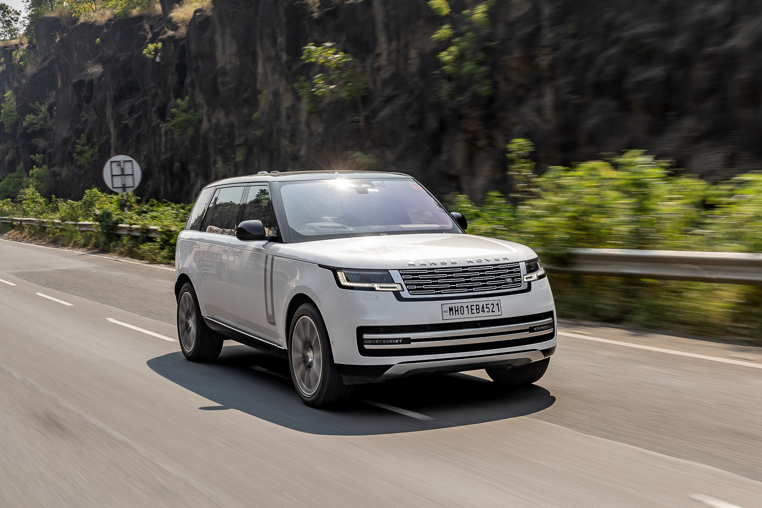 Bollywood Actor Kartik Aaryan Takes Home A New Land Rover Range Rover ...