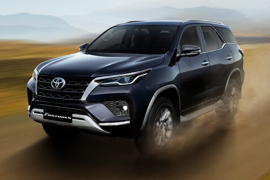 Ford Endeavour vs Toyota Fortuner: Size, Powertrain And Features ...