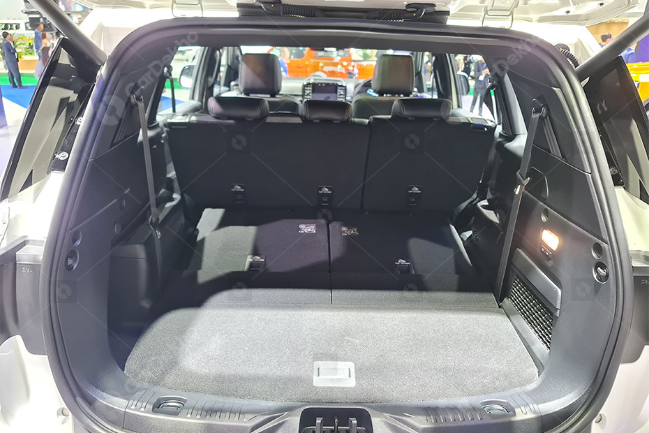 Thailand-spec Ford Endeavour (Everest) Showcased At Bangkok ...