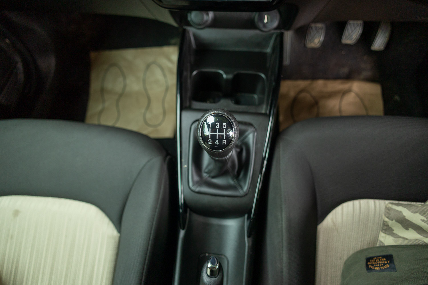 Toyota Glanza Price - Features, Images, Colours & Reviews