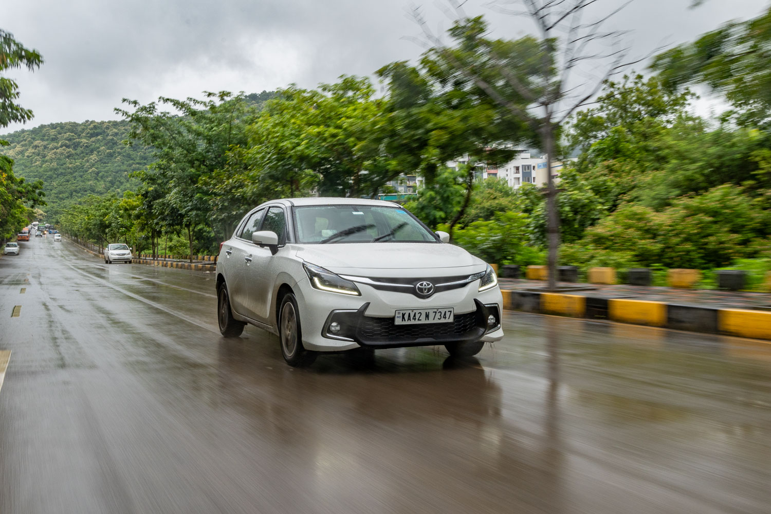 Toyota Glanza Price - Features, Images, Colours & Reviews