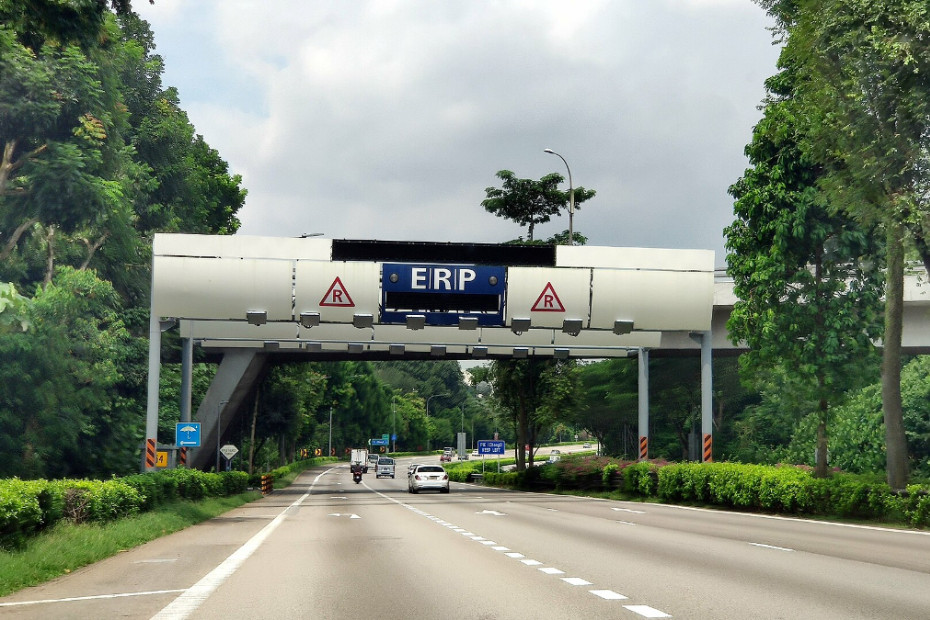 Nitin Gadkari Plans To Implement Satellite-based Toll System, Here Is ...