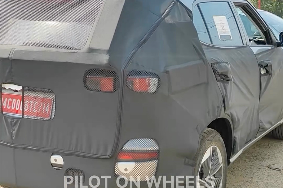 Hyundai Creta EV Spied Again, Interior Spotted In Detail | CarDekho.com