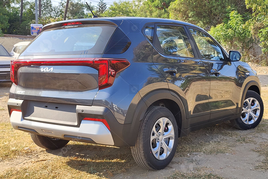 Kia Sonet HTE (O) Variant Explained: Exterior, Features, Specifications ...