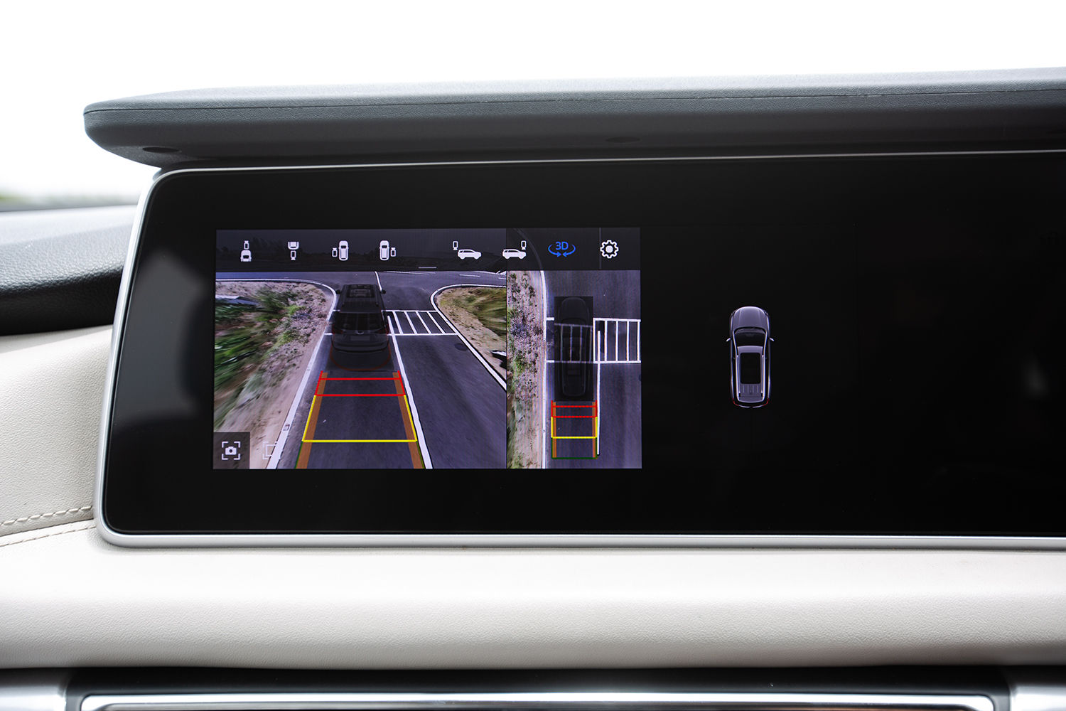 5 Features Mahindra XUV 3XO (XUV300 Facelift) Shares With The Mahindra ...