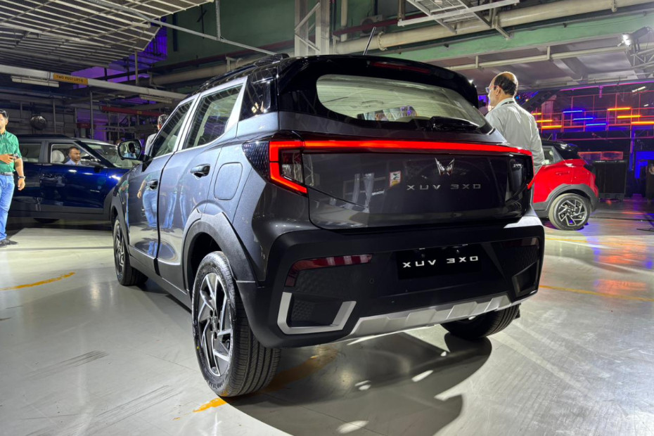 Mahindra XUV 3XO vs Tata Nexon: Size, Performance, Mileage And Features ...