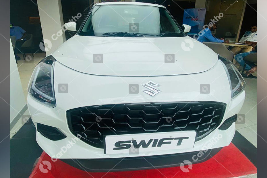 2024 Maruti Swift Zxi Variant Explained In 7 Images | CarDekho.com