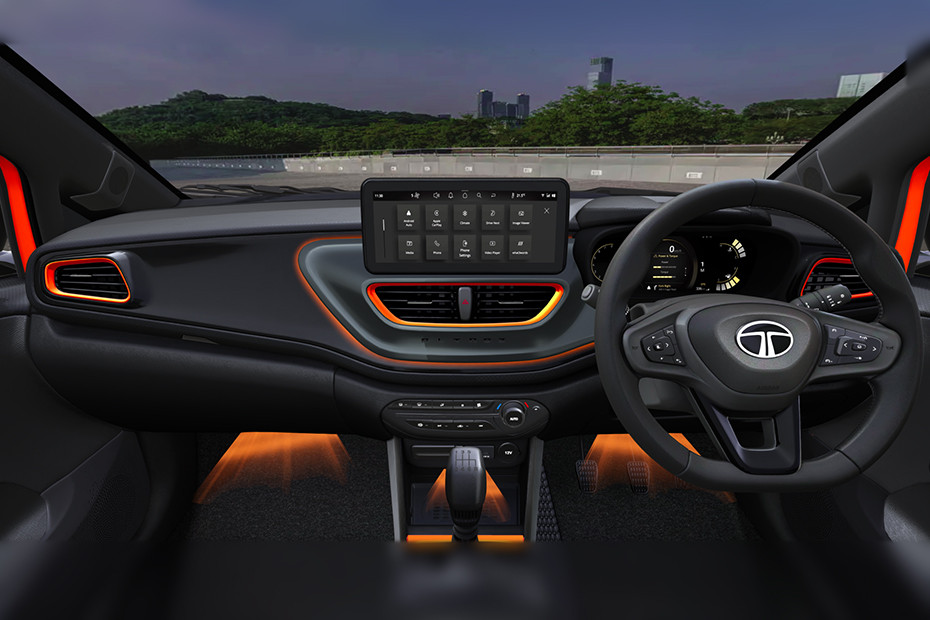 Tata Altroz Racer R2 Variant Analysis: Is This The Best Variant ...