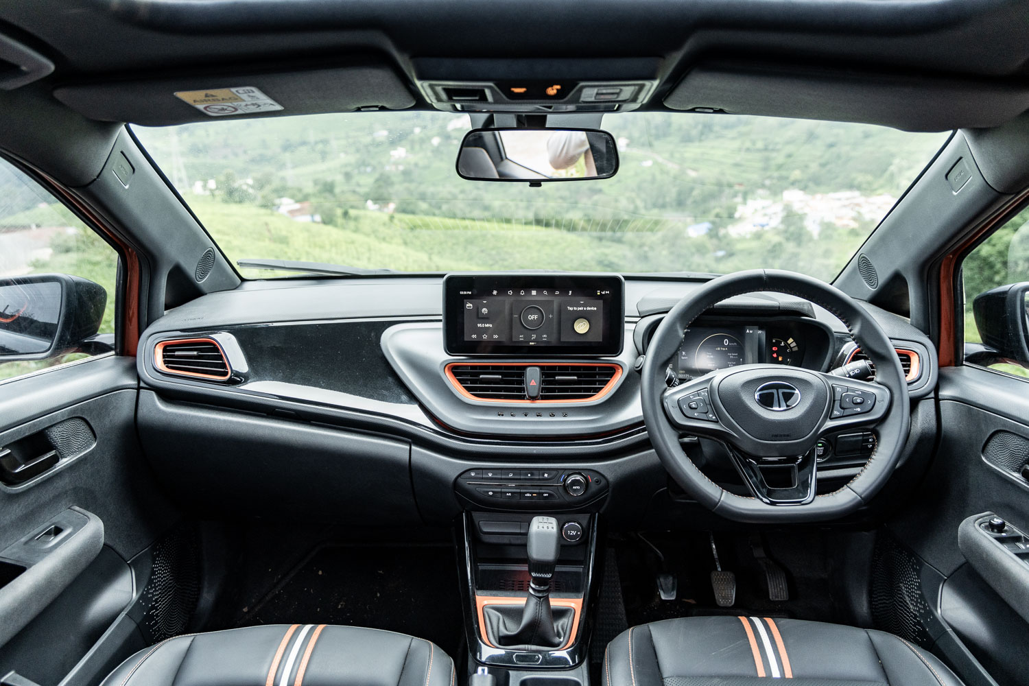 Tata Altroz Racer Price - Features, Images, Colours & Reviews