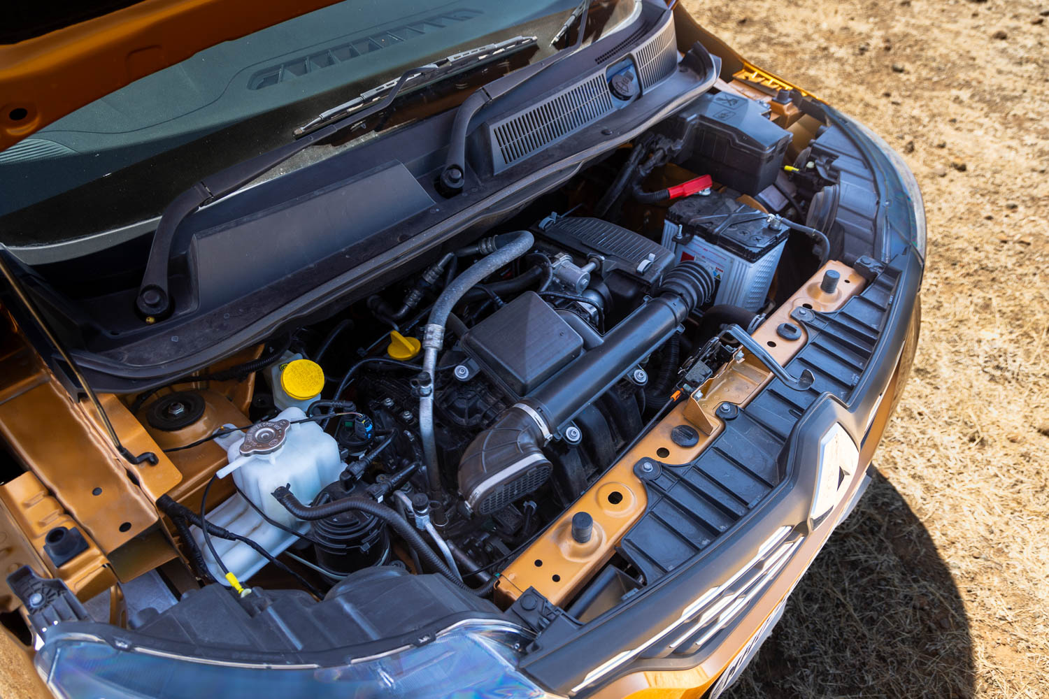 Renault Triber Price - Features, Images, Colours & Reviews