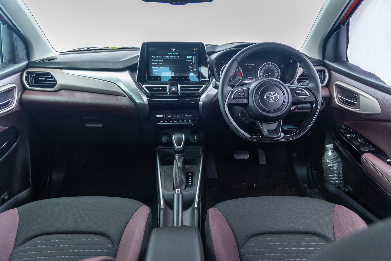 Toyota Taisor Price - Features, Images, Colours & Reviews