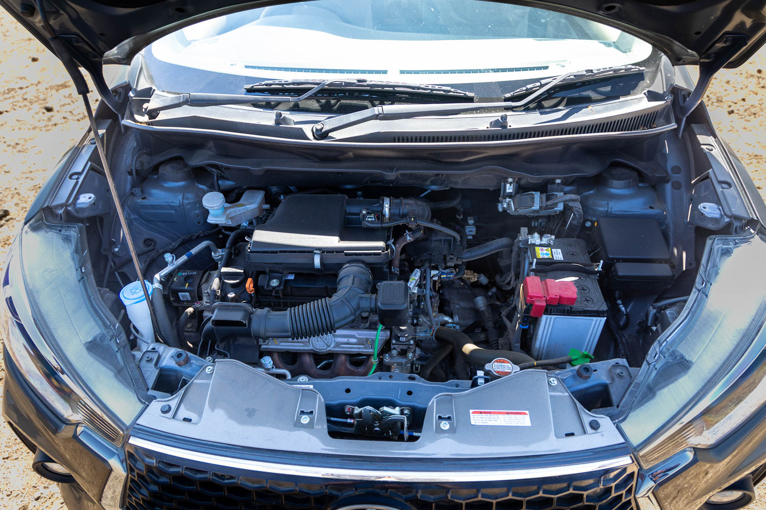 Toyota Rumion Price - Features, Images, Colours & Reviews