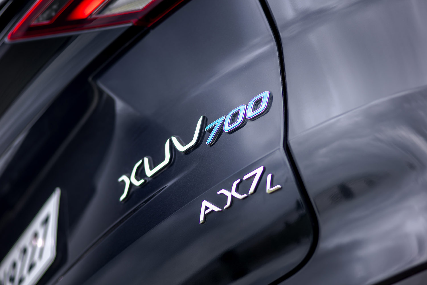 Mahindra XUV700: This Is Why It’s A Game Changer | CarDekho.com