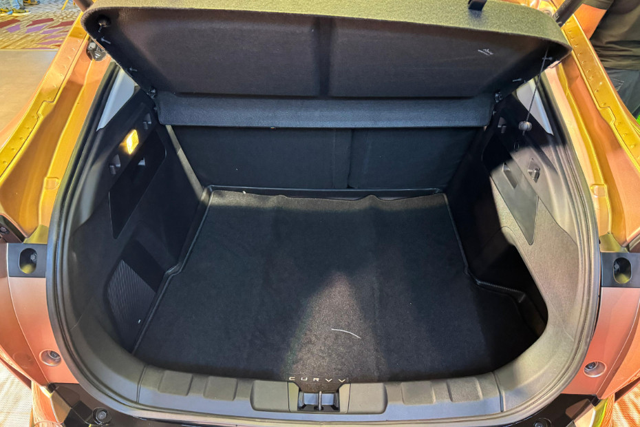 Tata Curvv Explained In 12 Images | CarDekho.com