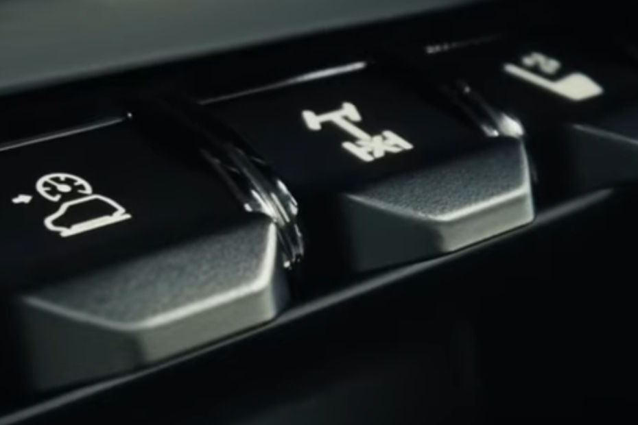 5 Door Mahindra Thar Roxx Will Get Two Sunroof Options: A Panoramic ...