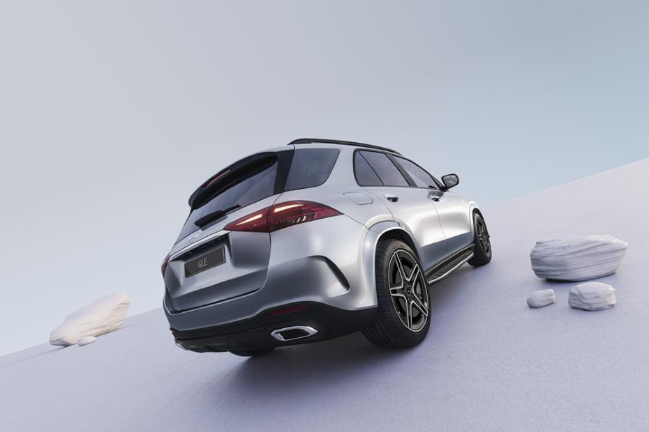 New Mercedes-Benz GLE 300d AMG Line Diesel Variant Launched, Priced At ...