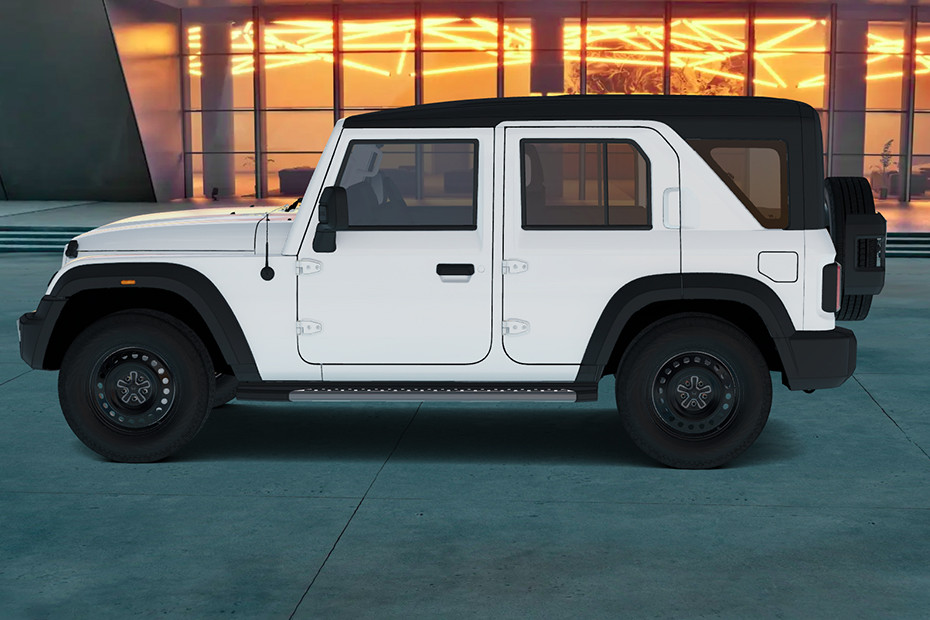 Mahindra Thar Roxx MX3 Variant Explained In 7 Images | CarDekho.com