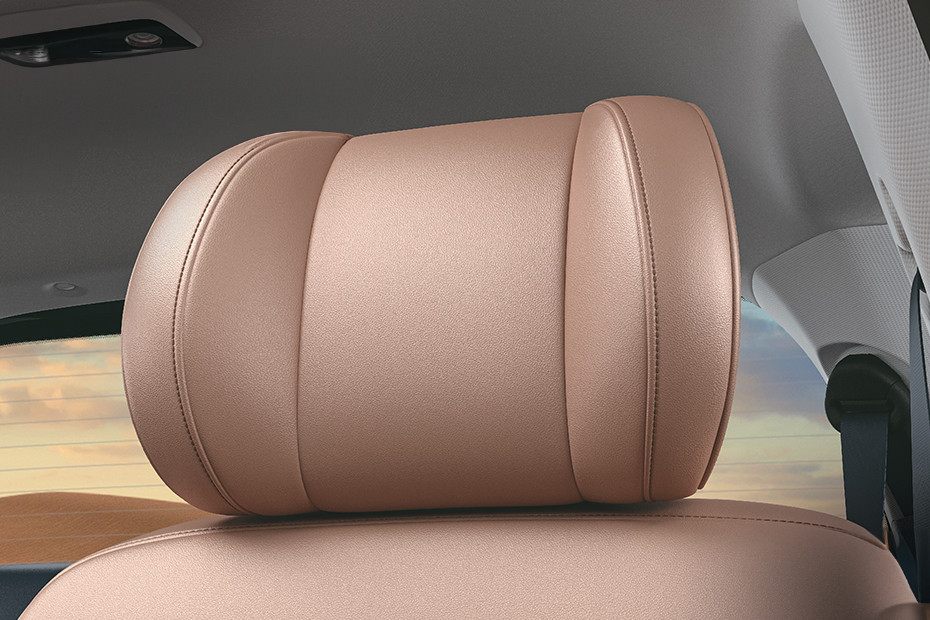 7 Features 2024 Hyundai Alcazar Can Get Over MG Hector Plus: Bigger ...