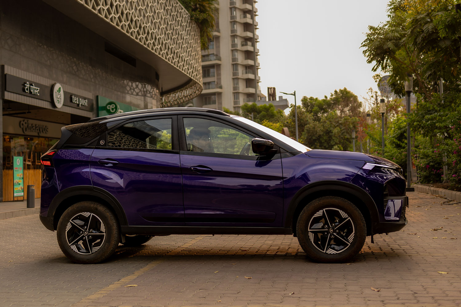 Kia Syros vs Tata Nexon: Price, Dimensions, Engine And Features ...