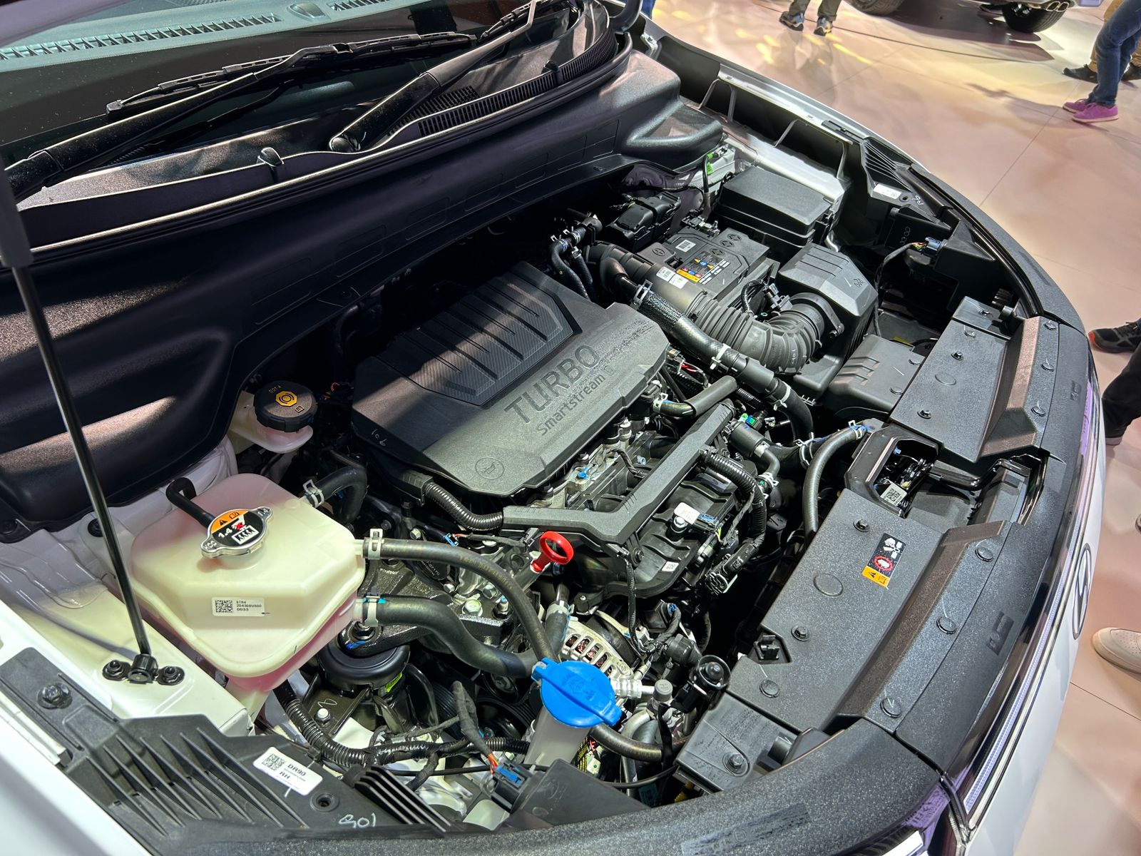 2024 Hyundai Alcazar Variant-wise Features Explained | CarDekho.com