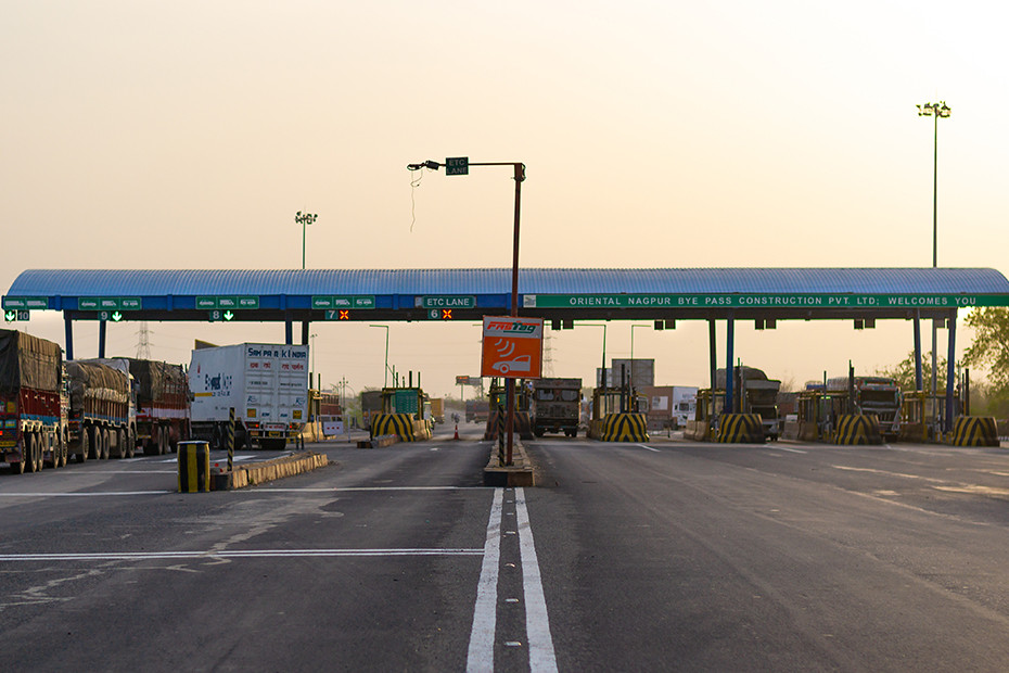 GPS-based Global Navigation Satellite System or GNSS Toll Collection ...