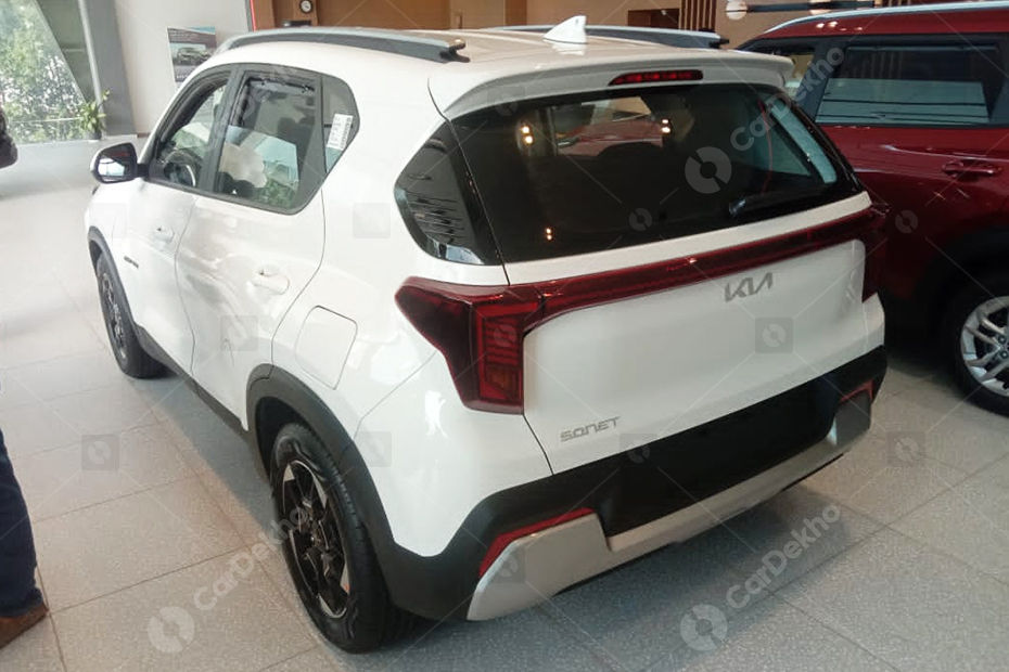 Kia Sonet Gravity Edition Explained In 8 Images | CarDekho.com