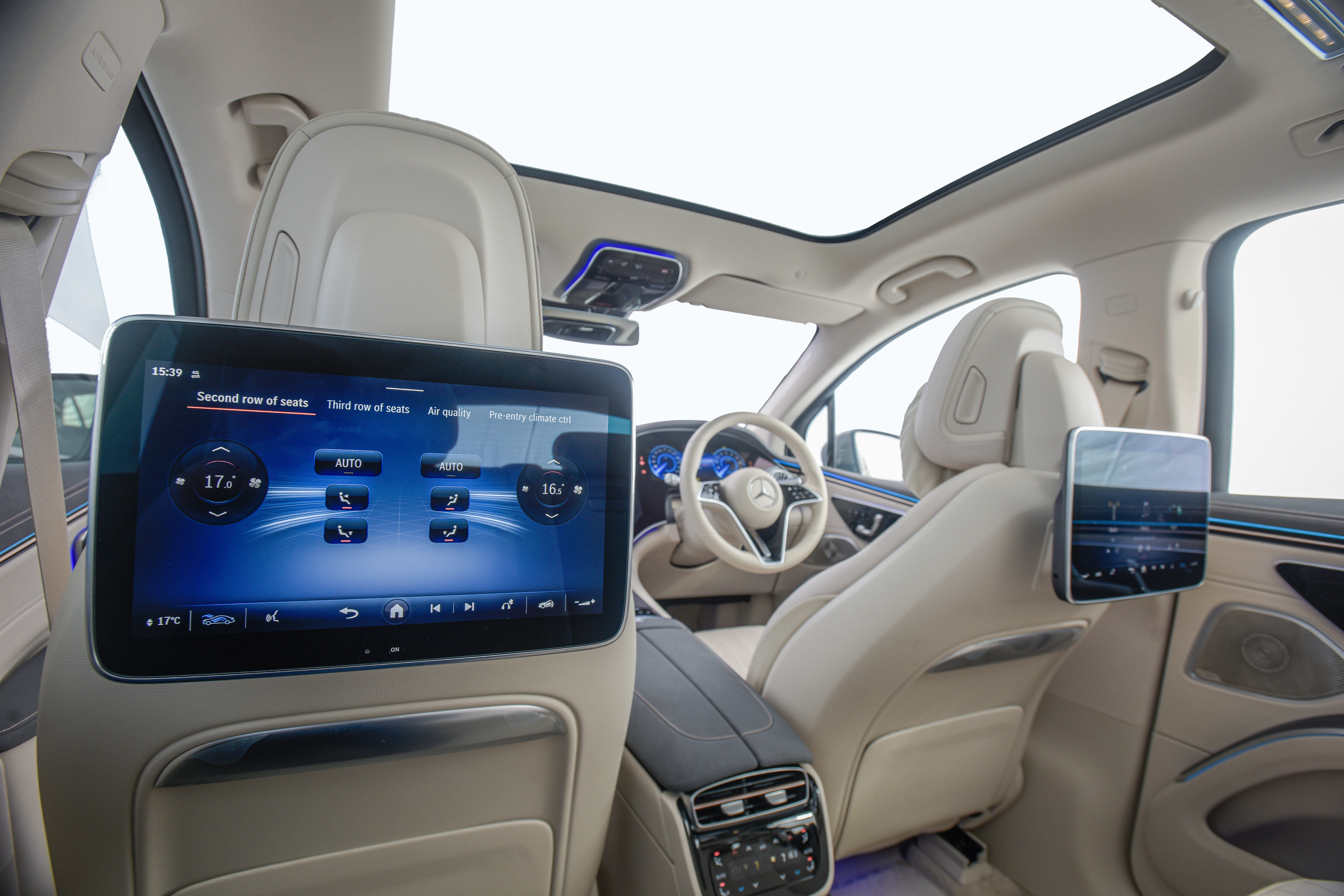 Mercedes-Benz EQS SUV Price - Features, Images, Colours & Reviews