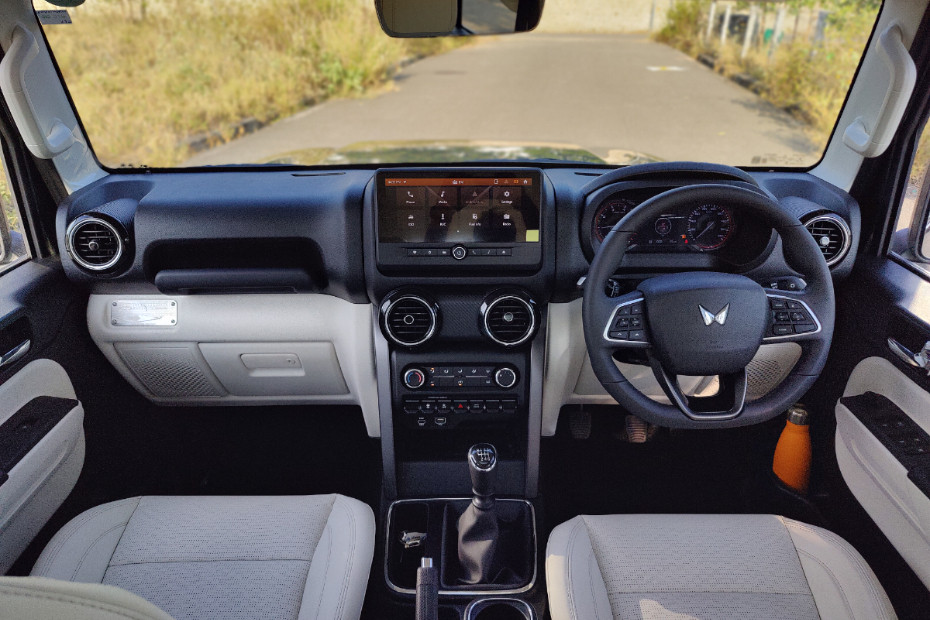 Mahindra Thar Roxx MX5 Variant Explained In 7 Real-life Images ...