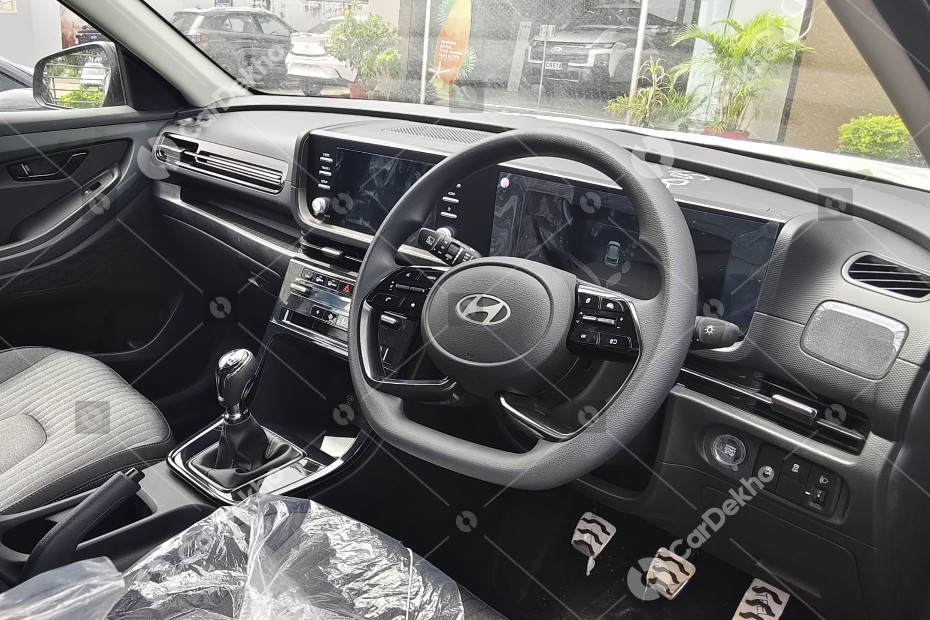 Hyundai Creta Knight Edition Detailed In 7 Images | CarDekho.com