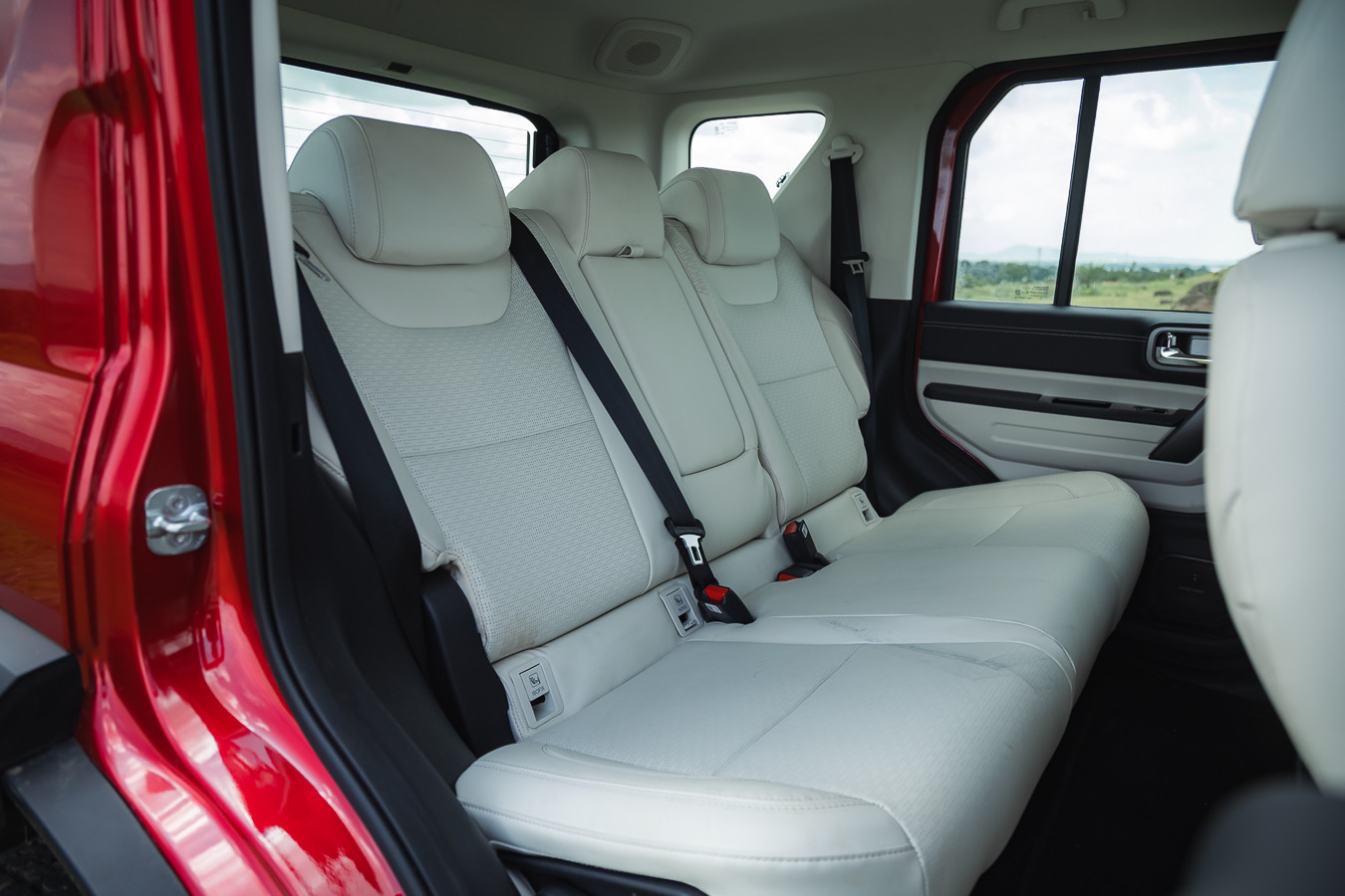 Mahindra Thar Roxx vs Hyundai Creta: New King Of Family SUVs ...