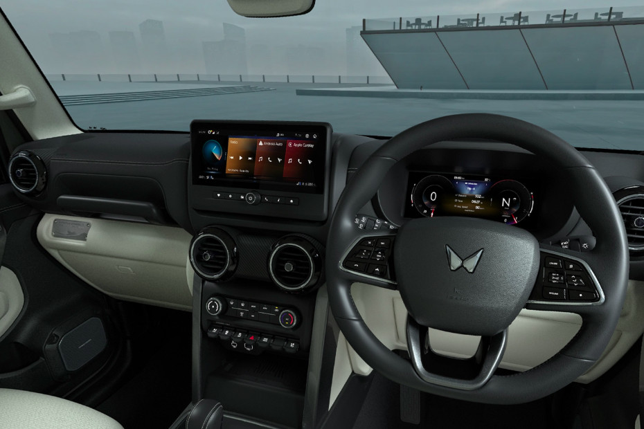 5 Door Mahindra Thar Roxx MX1 vs AX7L: Base vs Top Variant Comparison ...