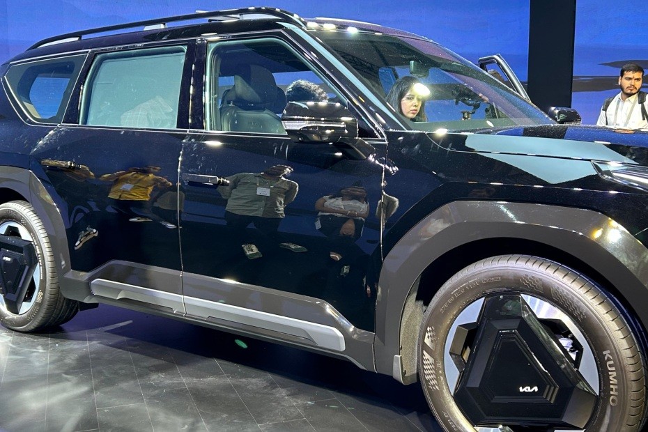 Kia EV9 Explained In 10 Images | CarDekho.com