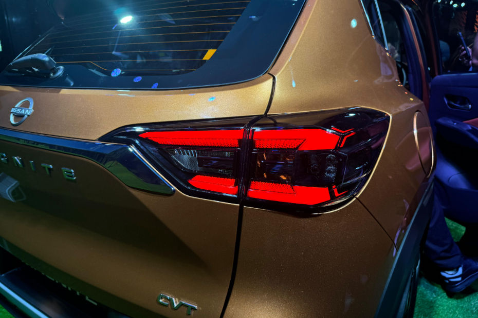 Nissan Magnite Facelift Launched, Prices Start From Rs 5.99 Lakh ...