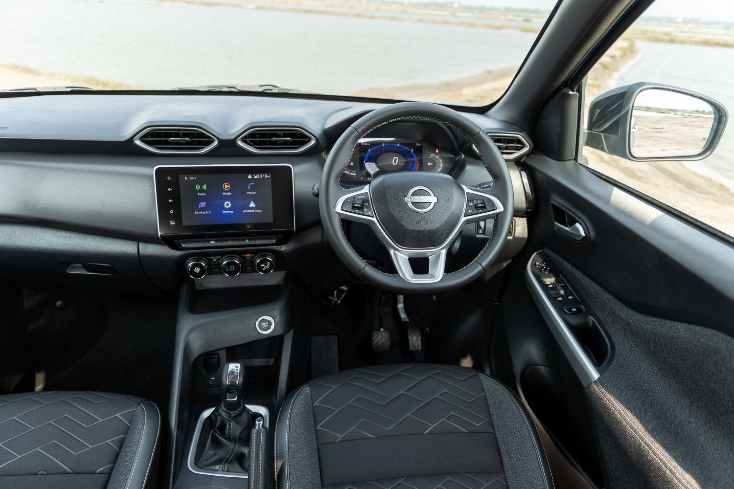 Nissan Magnite Old vs New: Design Differences Explained | CarDekho.com