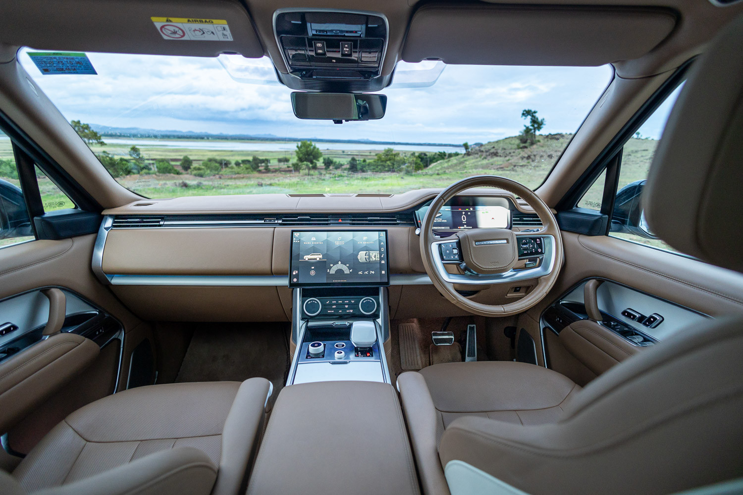 Range Rover Price - Images, Colours & Reviews