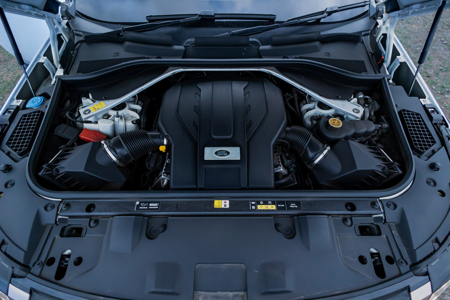 Range Rover Price - Images, Colours & Reviews