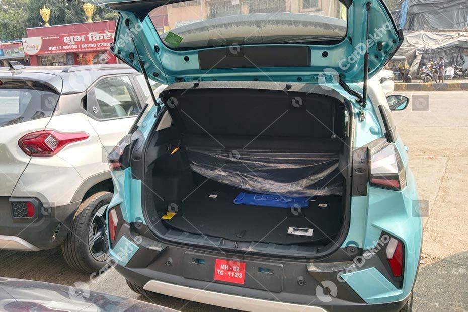 Tata Nexon Creative CNG Variants Explained In 10 Images | CarDekho.com
