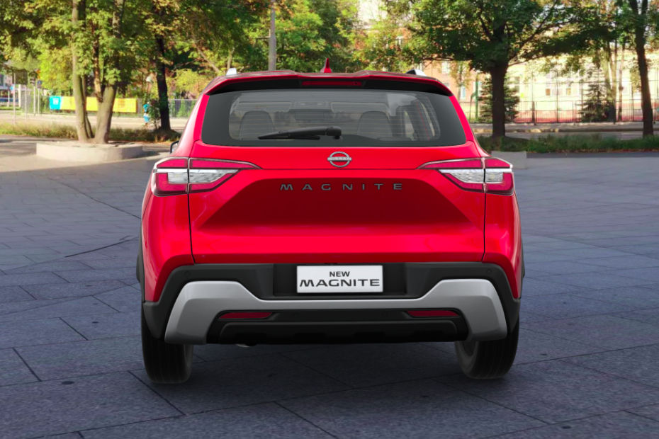 Nissan Magnite Acenta Variant Explained In 10 Images | CarDekho.com