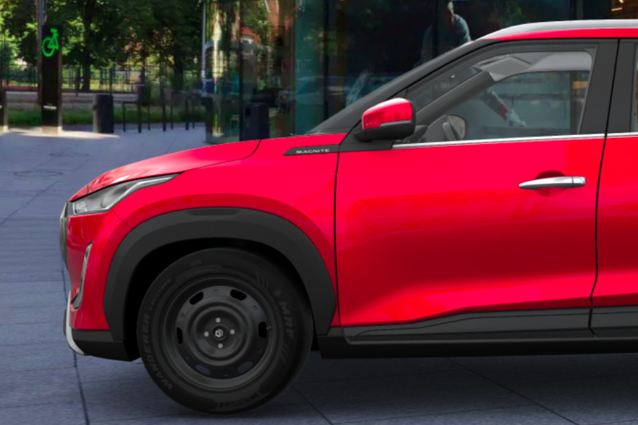 Nissan Magnite Acenta Variant Explained In 10 Images | CarDekho.com