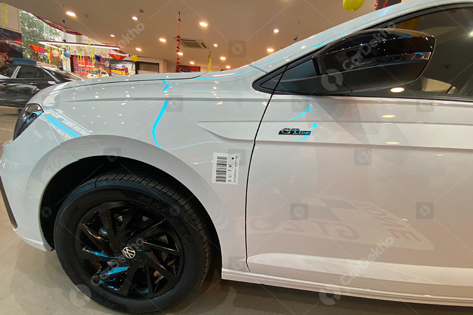 Volkswagen Virtus GT Line Variant Explained In 7 Images | CarDekho.com